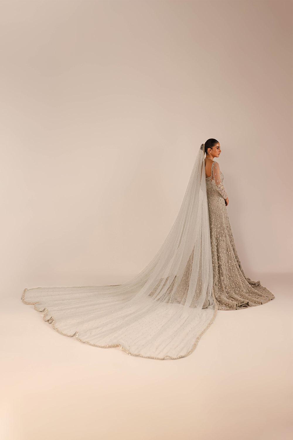 Bridal Dresses | Pakistani Wedding Dresses | Zuria Dor